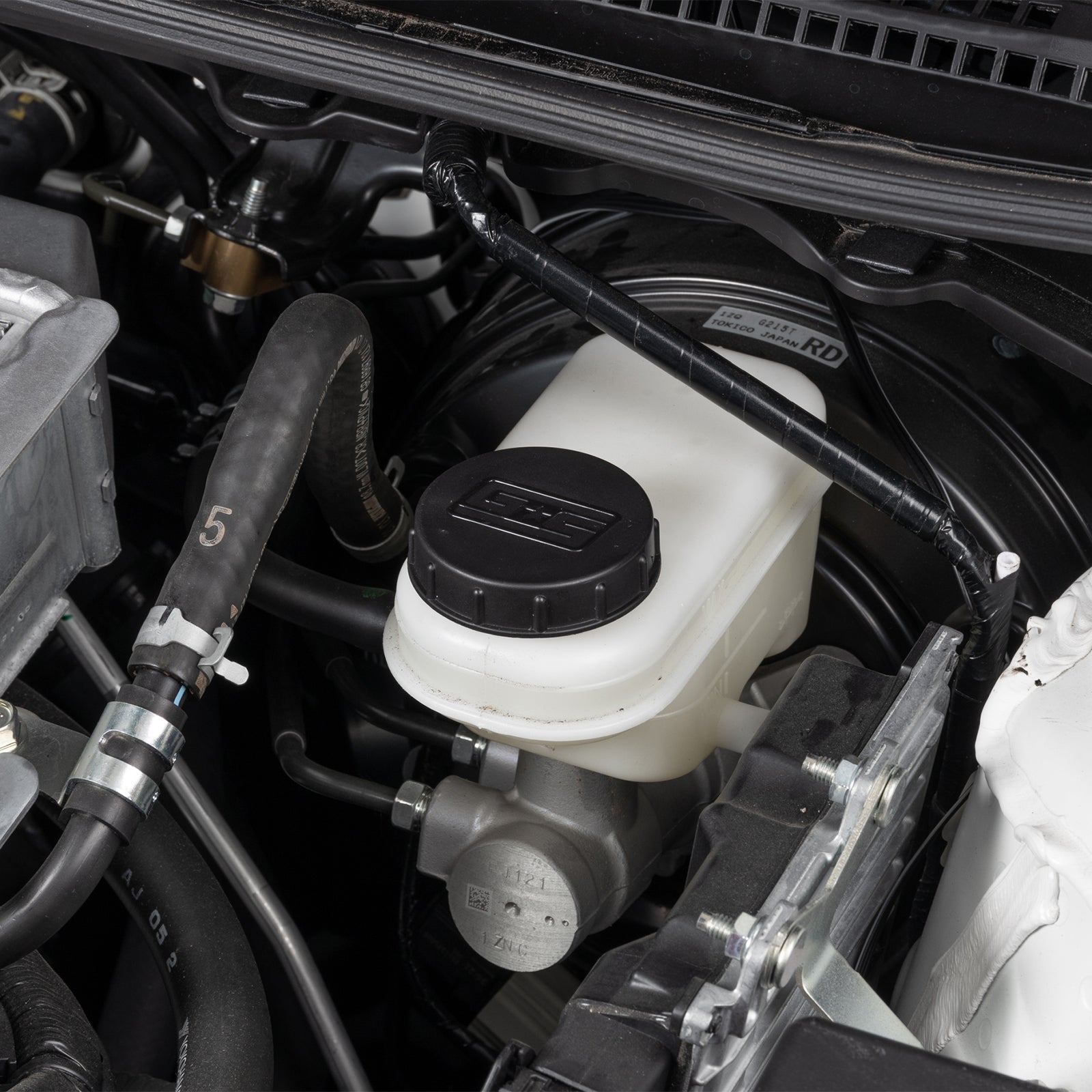 GrimmSpeed Engine Bay Dress-Up Caps